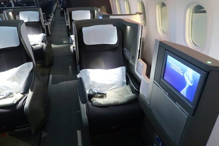 Boeing 787 British Airways Business Class Review: British Airways